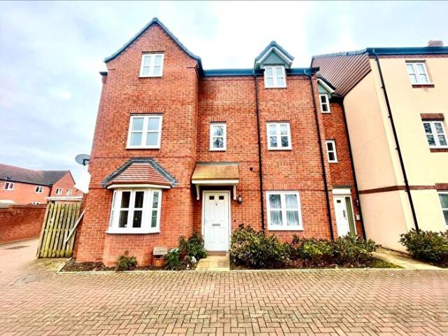 2 Bedroom Apartment To Rent In Chatham Road, Meon Vale, CV37