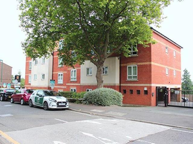 2 Bedroom Apartment To Rent In Cranmer Street, Mapperley, NG3