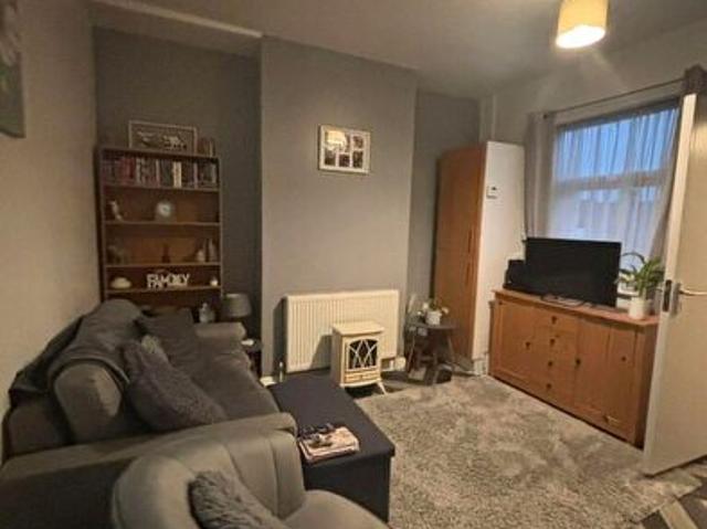 2 Bedroom Apartment To Rent In A Blaby Road, South Wigston, LE18