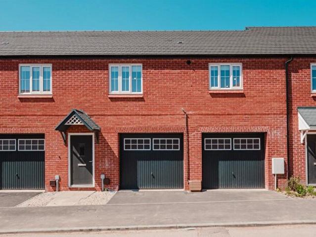 2 Bedroom Apartment To Rent In Alvaredus, Nottingham, NG11