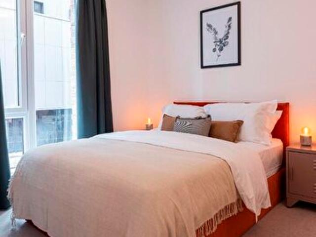 2 Bedroom Apartment To Rent In Apartment, The Almere,, Avebury Boulevard, Milton Keynes, Buckinghamshire, MK9