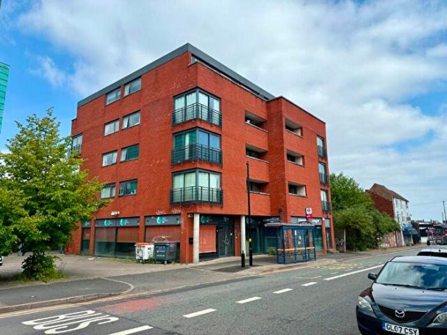 2 Bedroom Apartment To Rent In Avoca Court, Moseley Road, Digbeth, Birmingham, B12