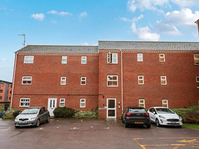 2 Bedroom Apartment To Rent In Banbury, Oxfordshire, OX16