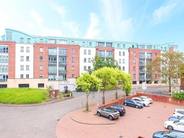 2 Bedroom Apartment To Rent In Beauchamp House, City Centre, Coventry, CV1