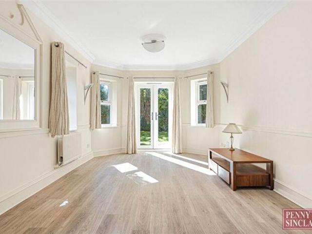 2 Bedroom Apartment To Rent In Bishop Kirk Place, North Oxford, OX2