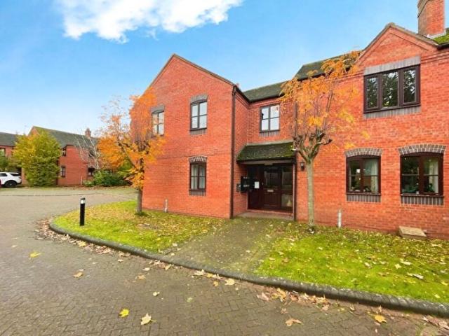 2 Bedroom Apartment To Rent In Bryan Mews, Bidford on Avon, B50