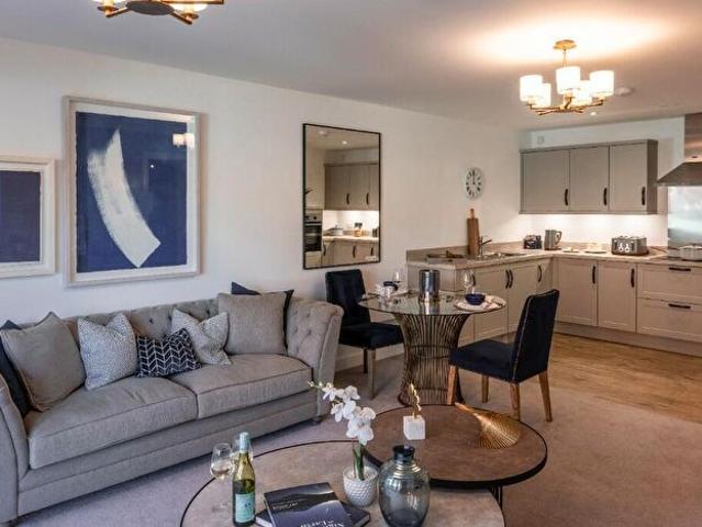 2 Bedroom Apartment To Rent In Bramble Drive, Derby, Derbyshire, DE22
