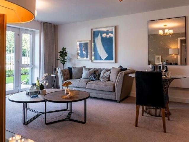 2 Bedroom Apartment To Rent In Bramble Drive, Derby, Derbyshire, DE22
