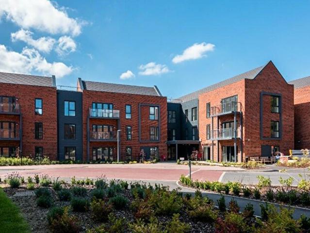 2 Bedroom Apartment To Rent In Bramble Drive, Derby, Derbyshire, DE22