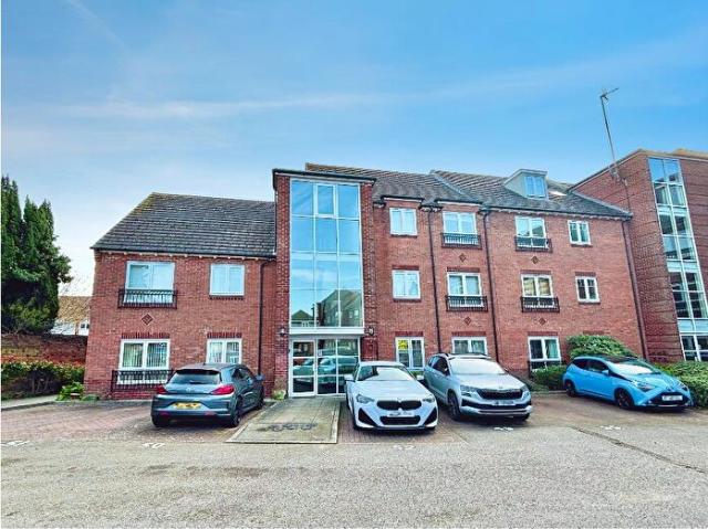 2 Bedroom Apartment To Rent In Bread And Meat Close, Warwick, CV34
