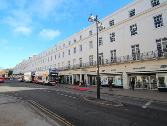 2 Bedroom Apartment To Rent In Guy Street, Leamington Spa, Warwickshire, CV32