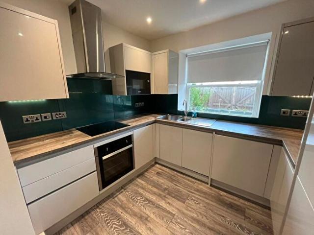 2 Bedroom Apartment To Rent In Devereux House, Coleshill. B46