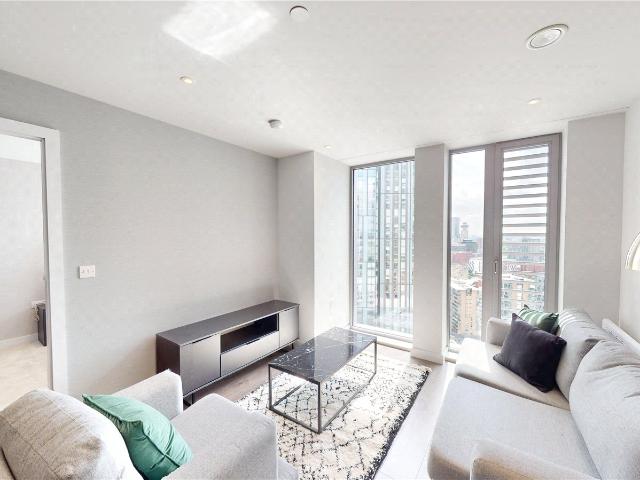 2 bedroom apartment to rent in embankment exchange greengate manchester m3