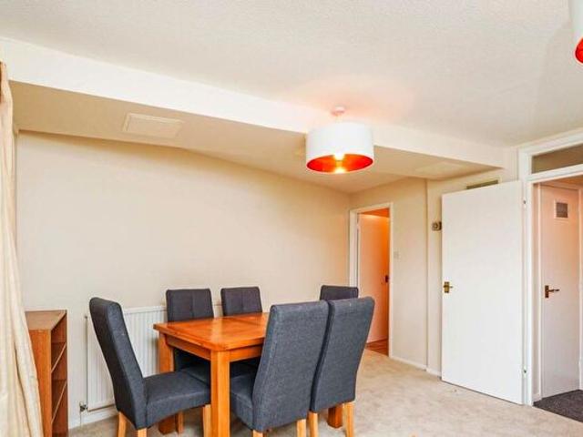 2 Bedroom Apartment To Rent In Folly Bridge Court, Oxford, OX1