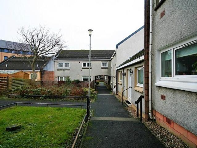 2 Bedroom Apartment To Rent In Forrester Court, Bright Bed Unfurnished Apartment, Bishopbriggs Available /, G64