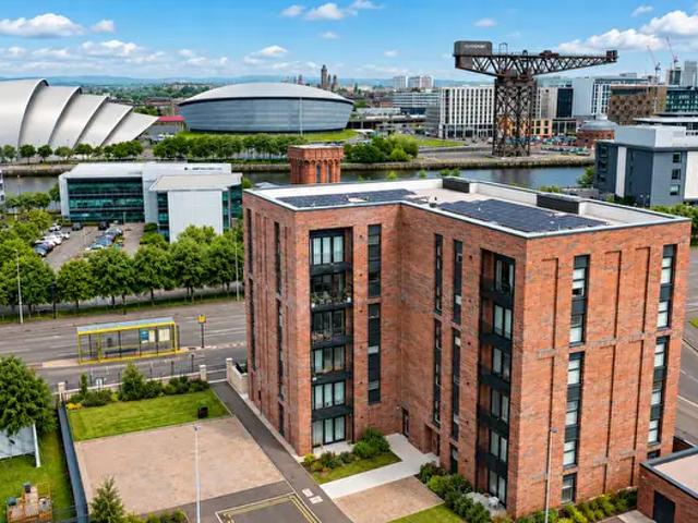 2 Bedroom Apartment To Rent In Festival Court, Glasgow, Glasgow City, G51