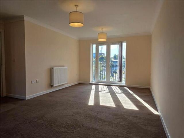 2 Bedroom Apartment To Rent In Kelham Drive, Nottingham, Nottinghamshire, NG5