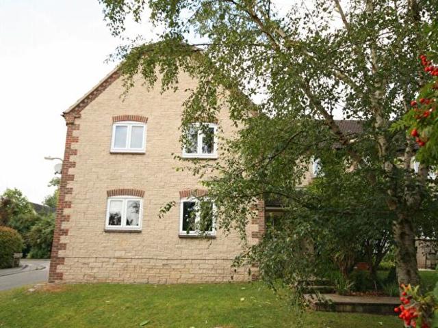 2 Bedroom Apartment To Rent In Kelham Hall Drive Wheatley Oxford, OX33
