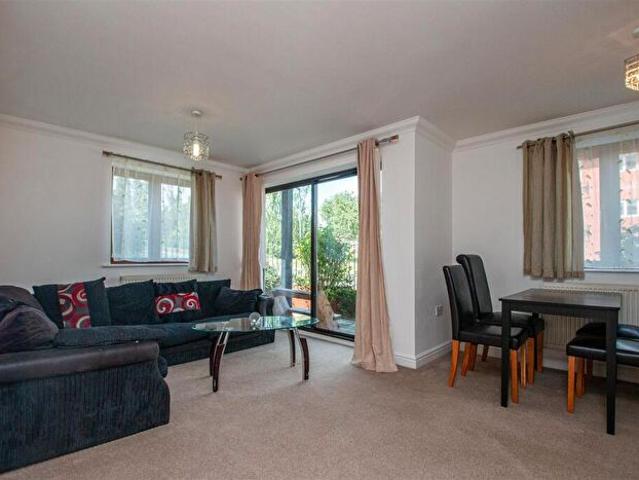 2 Bedroom Apartment To Rent In Kelling Way, Broughton, MK10