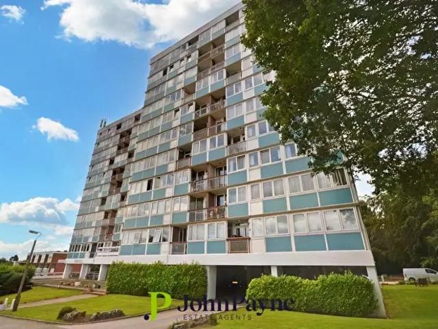 2 Bedroom Apartment To Rent In Kenilworth Court, Styvechale, Coventry, CV3