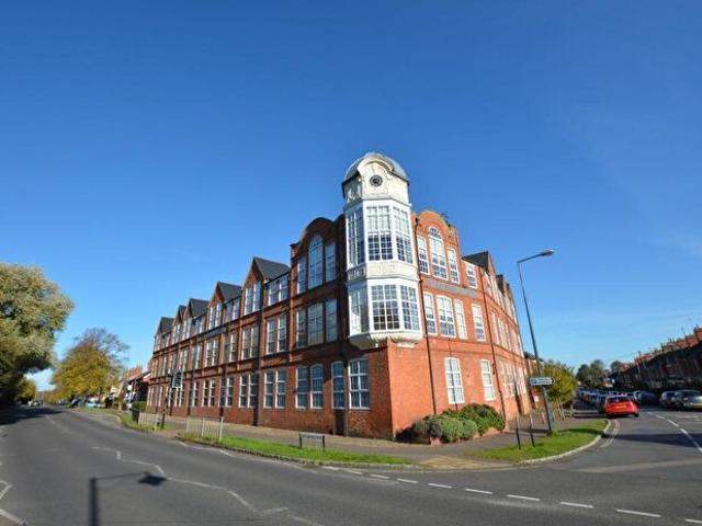 2 Bedroom Apartment To Rent In Kensington Place, Wellingborough Road, Olney, MK46