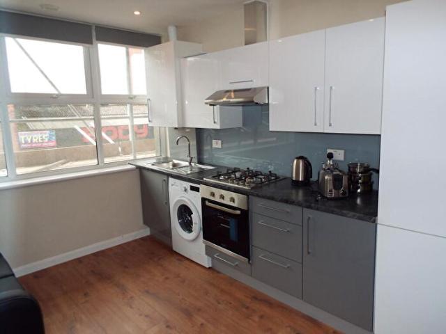 2 Bedroom Apartment To Rent In Kimberley House, Leicester, LE1