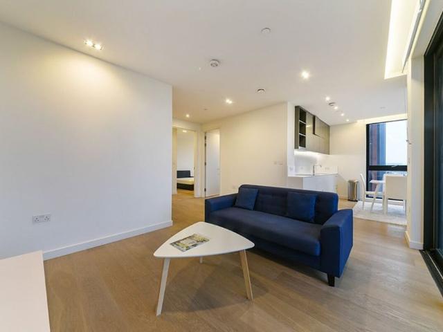 2 bedroom apartment to rent in Kings Cross, N1C