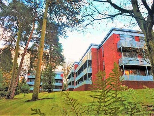 2 Bedroom Apartment To Rent In Hawthorne Gardens, Moseley, B13