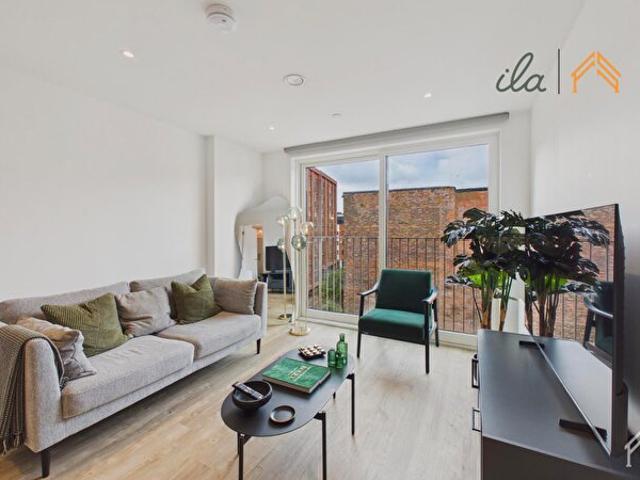 2 Bedroom Apartment To Rent In Hairpin House, Birmingham, B12