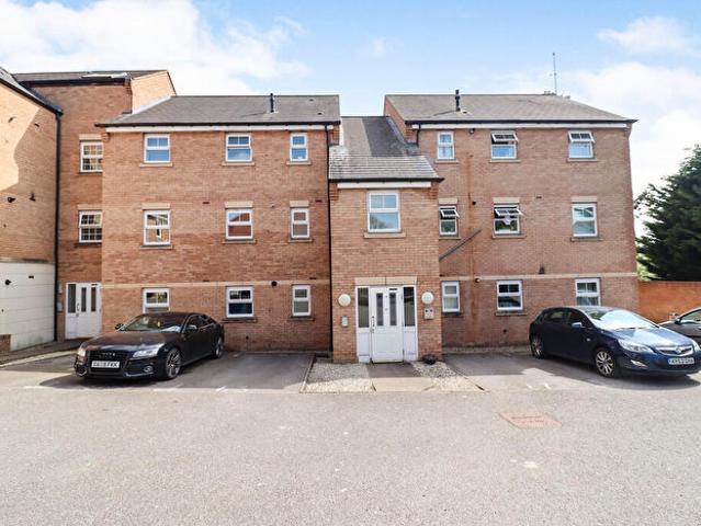 2 Bedroom Apartment To Rent In Ilam Court, Rugby, CV22