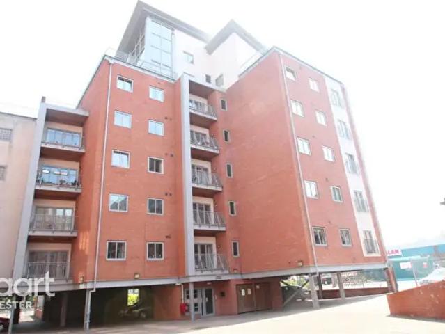 2 Bedroom Apartment To Rent In Junior Street, Leicester, LE1