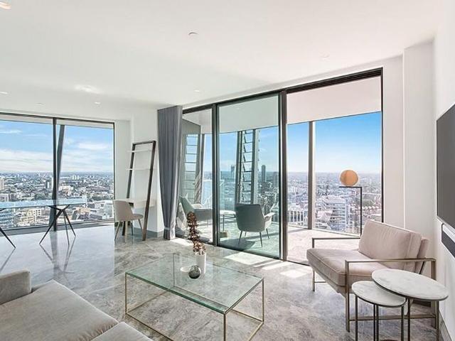 2 bedroom apartment to rent in One Blackfriars, SE1