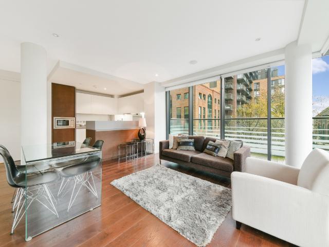 2 bedroom apartment to rent in oakland quay canary wharf london e14