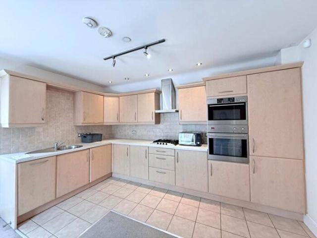 2 Bedroom Apartment To Rent In Oxford Street, Nottingham, NG1