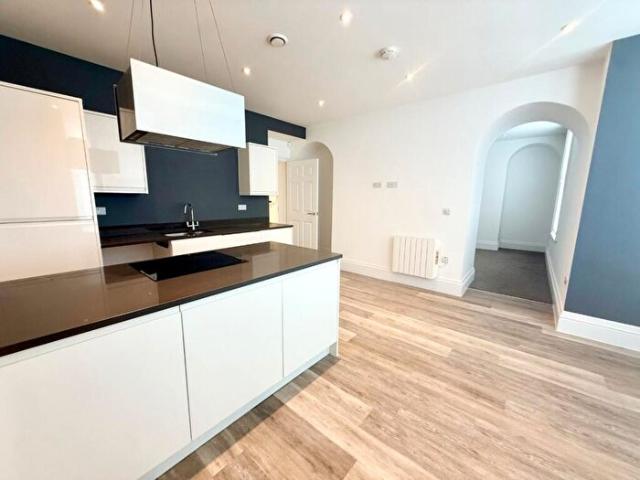 2 Bedroom Apartment To Rent In Oxford Street, Nottingham, Nottinghamshire, NG1