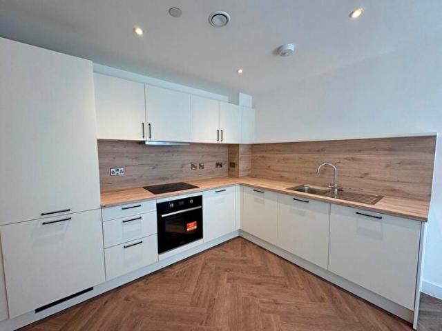 2 Bedroom Apartment To Rent In Lombe House, DE1