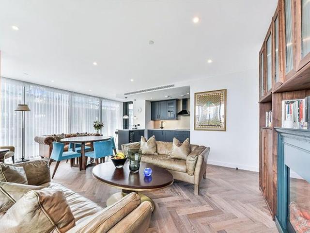 2 bedroom apartment to rent in London Dock, Wapping E1W