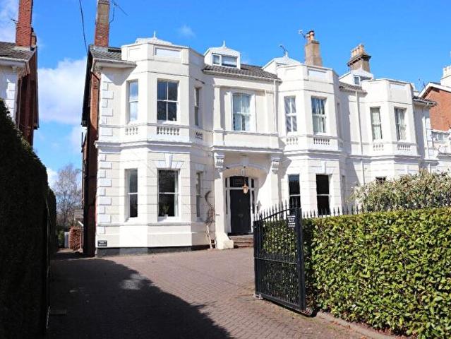 2 Bedroom Apartment To Rent In Lillington Road Leamington Spa, CV32