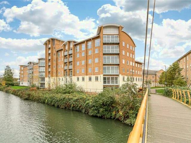 2 Bedroom Apartment To Rent In Lion Court, Southbridge, Northampton, Northamptonshire, NN4