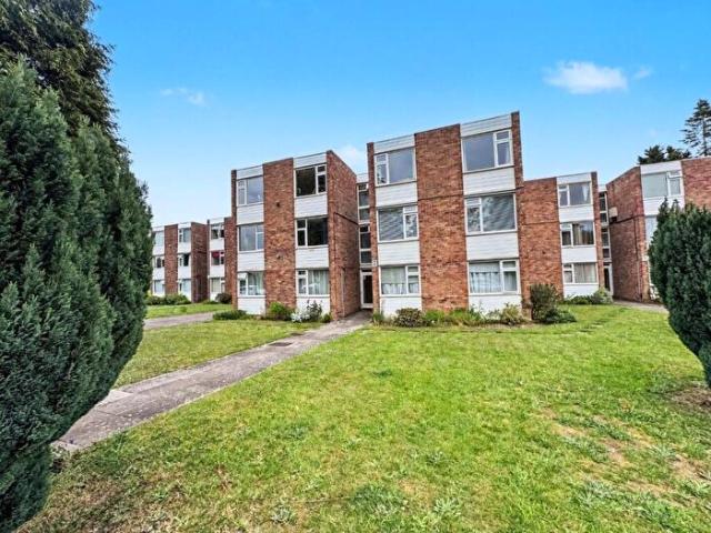 2 Bedroom Apartment To Rent In Martin Lane, Rugby, CV22
