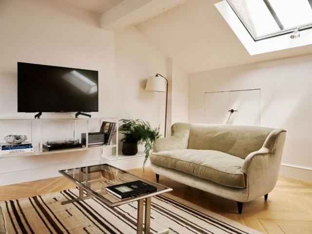 2 bedroom apartment to rent in Marylebone W1