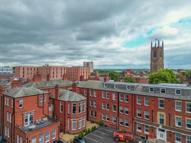 2 Bedroom Apartment To Rent In Middleton House, DE1