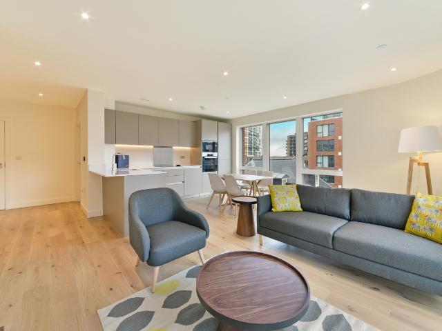 2 bedroom apartment to rent in minotaur house royal arsenal riverside 3 thunderer walk woolwich london se18