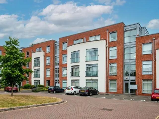 2 Bedroom Apartment To Rent In Nazareth Road, Nottingham, NG7
