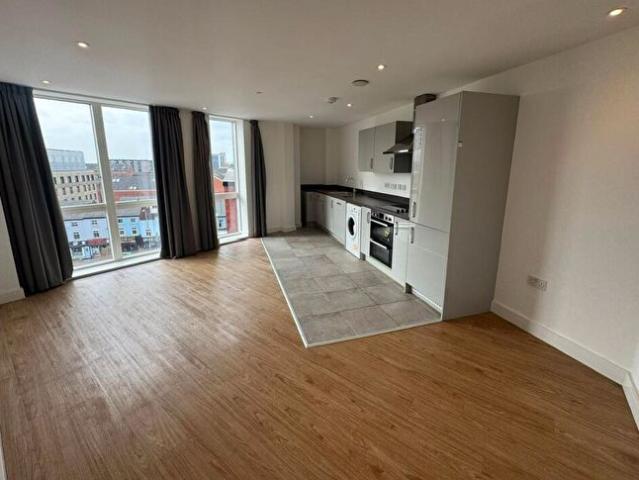 2 Bedroom Apartment To Rent In New Walk Place, Leicester, LE1