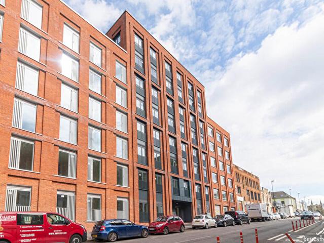 2 Bedroom Apartment To Rent In Sapphire Court, Bradford Street, Digbeth, B12