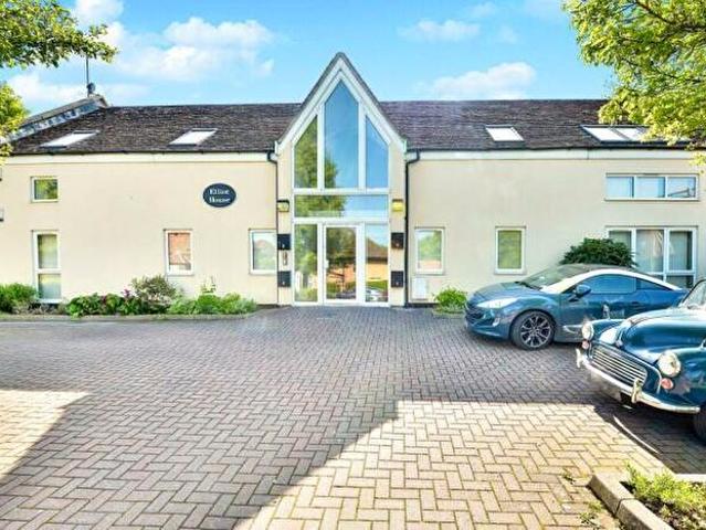 2 Bedroom Apartment To Rent In Shenley Road, Loughton, Milton Keynes, MK5