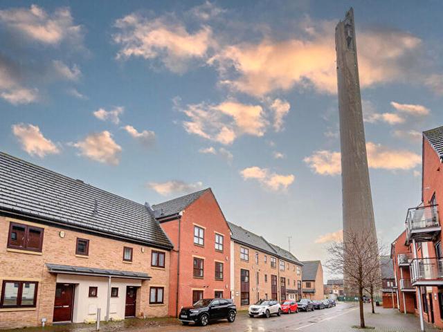 2 Bedroom Apartment To Rent In Standside, Northampton, NN5
