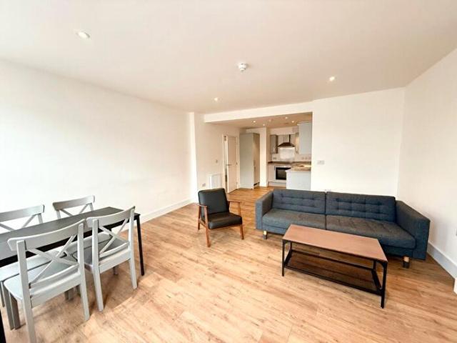 2 Bedroom Apartment To Rent In Station Street, Nottingham, Nottinghamshire, NG2