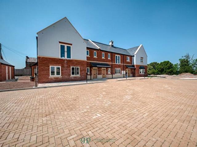 2 Bedroom Apartment To Rent In Stratford Road, Newbold On Stour, Stratford Upon Avon, CV37